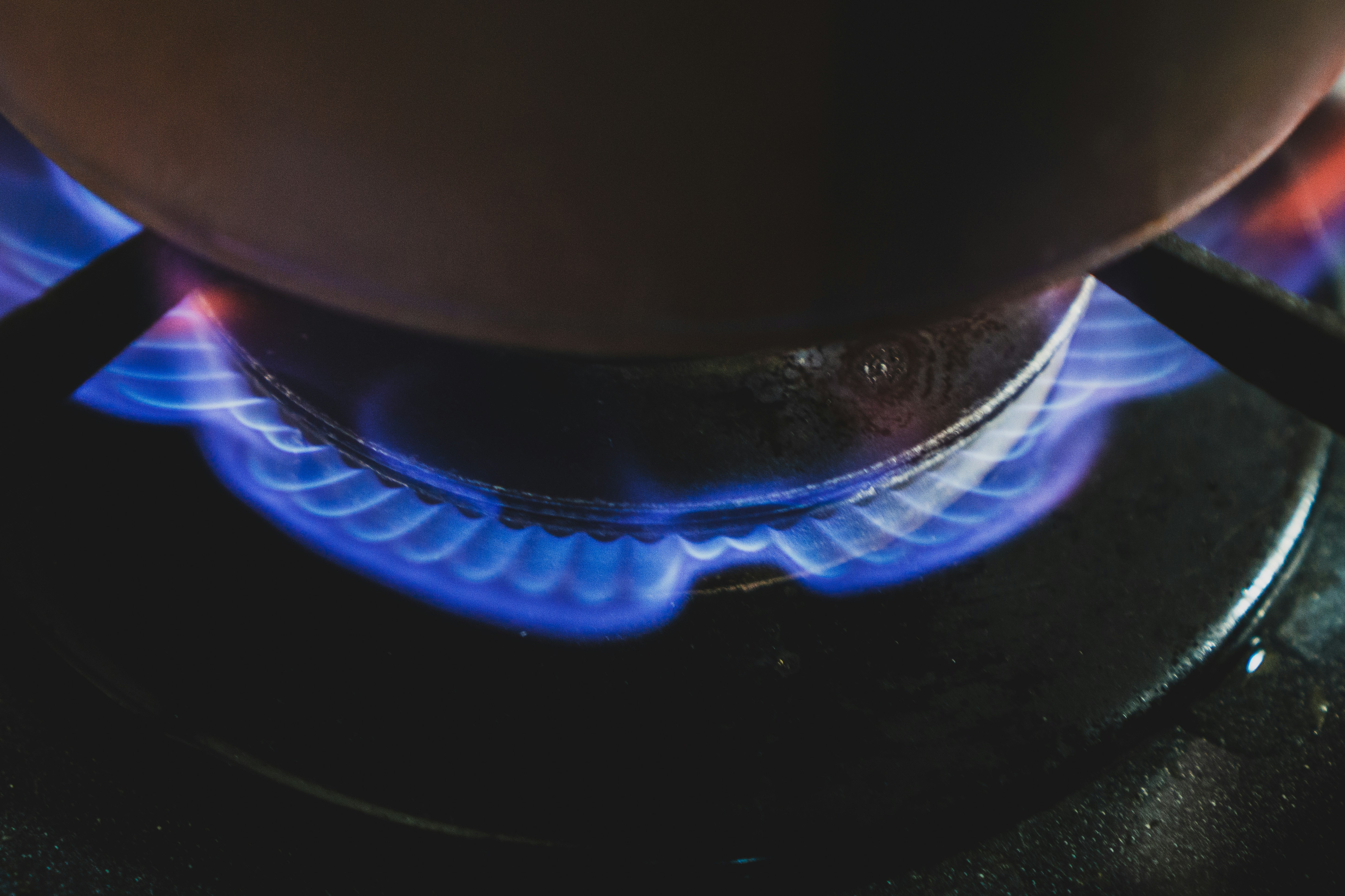 New report adds to call for phasing out residential gas once and for all